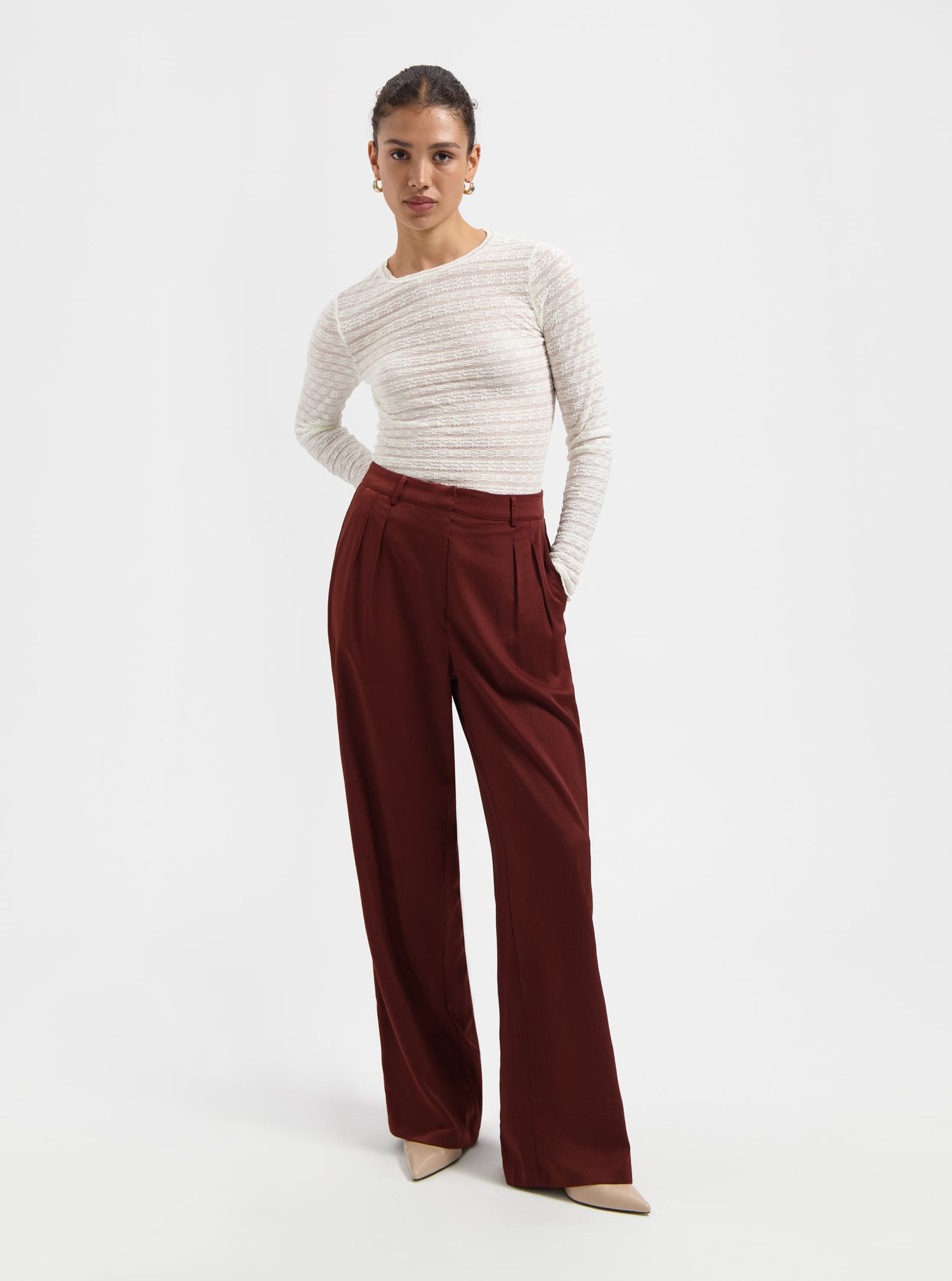 NOUS SOMMES LABELS – JOSIE PLEATED PANTS RED | Online Outlet | Otrium